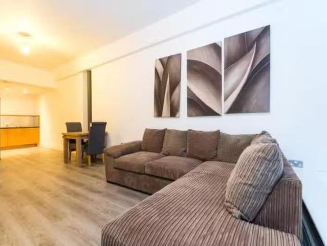 Rental! 1 BA 1 bedroom apartment for rent in Mora Street, Old.