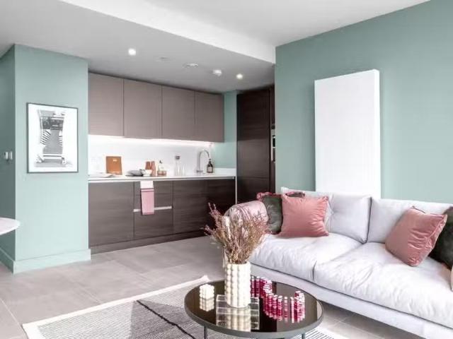 Deal! 1 BA 1 bedroom apartment for rent in Broad Street, Birmi.