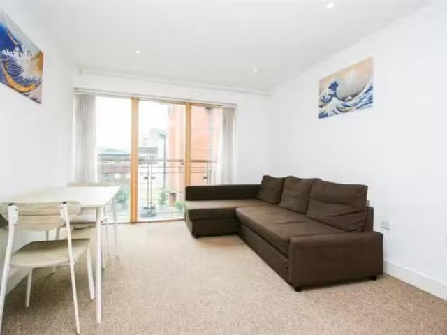 Unique 1 BA 1 bedroom apartment for rent in Canal Wharf, 18 Wa.