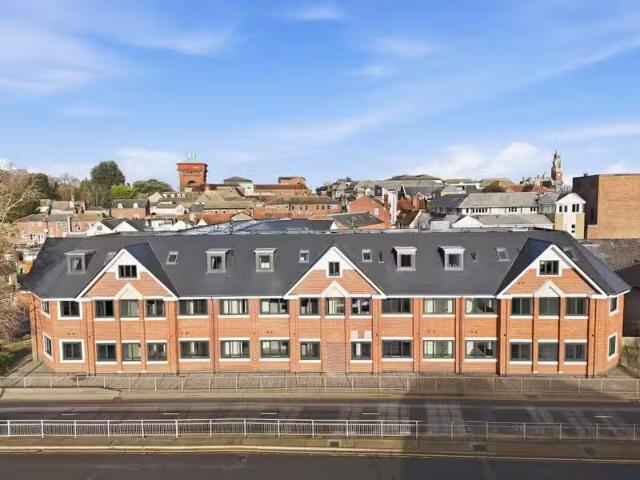Just in! 1 BA 1 bedroom apartment for rent in Headgate, Colche.