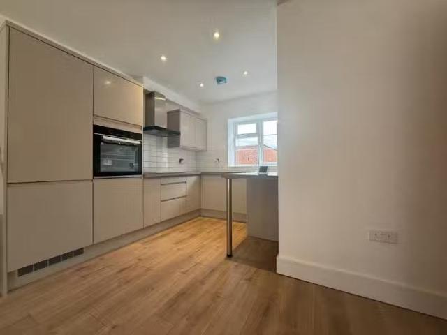 Cheap 1 BA 1 bedroom apartment for rent in Howardsgate, WELWYN.