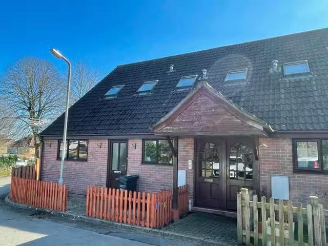 Unique 1 BA 1 bedroom apartment for rent in Houston Way, Frome.