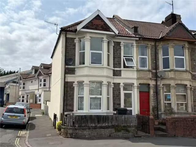 Just in! 1 BA 1 bedroom apartment for rent in Luckwell Road, B.