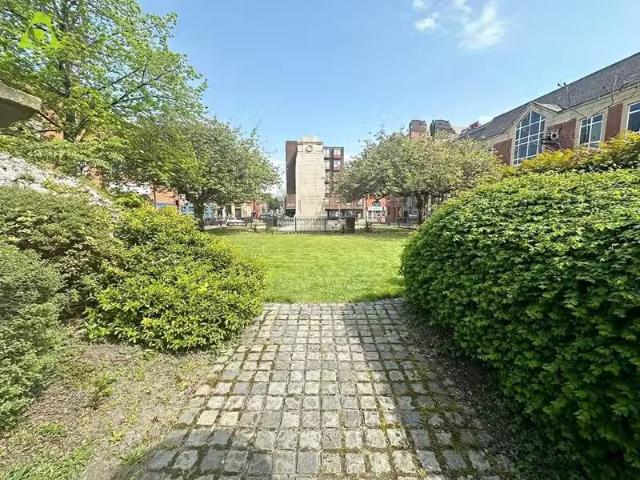 New 1 BA 1 bedroom apartment for rent in Provincial House Nels.