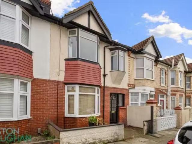 Charming 1 BA 1 bedroom apartment for rent in St. Leonards Ave.