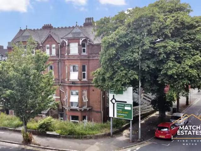 Deal! 1 BA 1 bedroom apartment for rent in Shorncliffe Road, F.