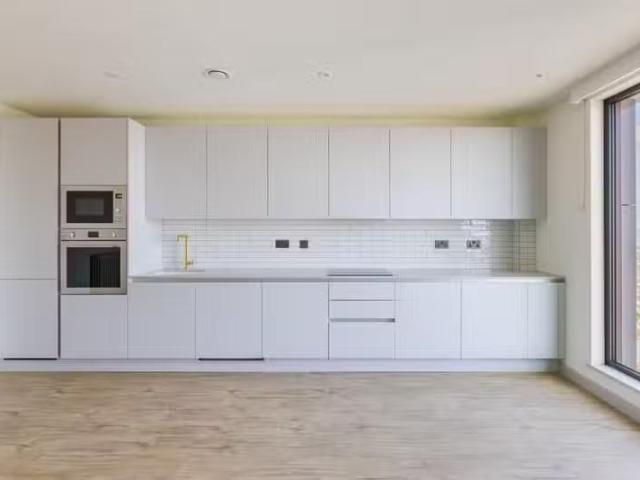Just in! 1 BA 1 bedroom apartment for rent in The Eades, 11 Se.