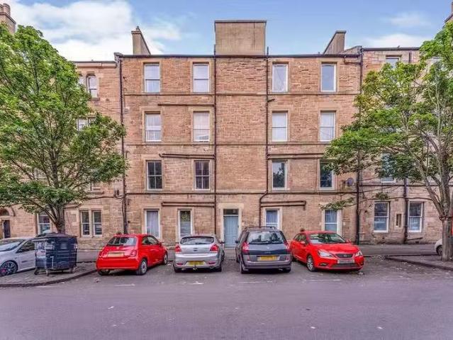 Deal! 1 BA 1 bedroom Flat to rent, Balfour Street, Edinburgh.