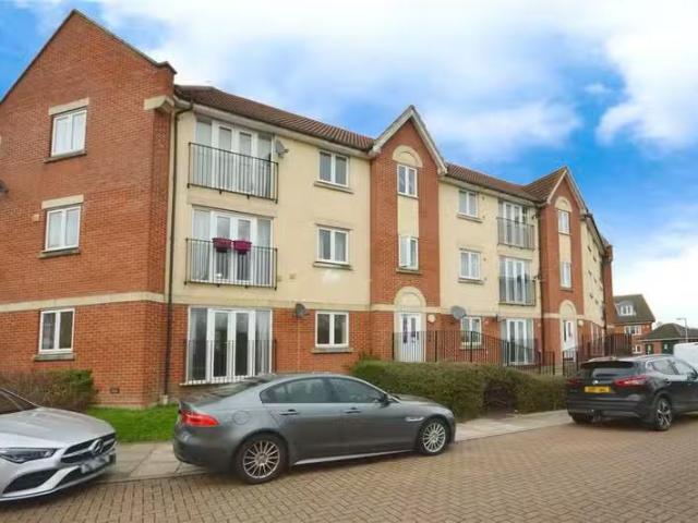 Rental! 1 BA 1 bedroom Flat to rent, Teasel Crescent, London.