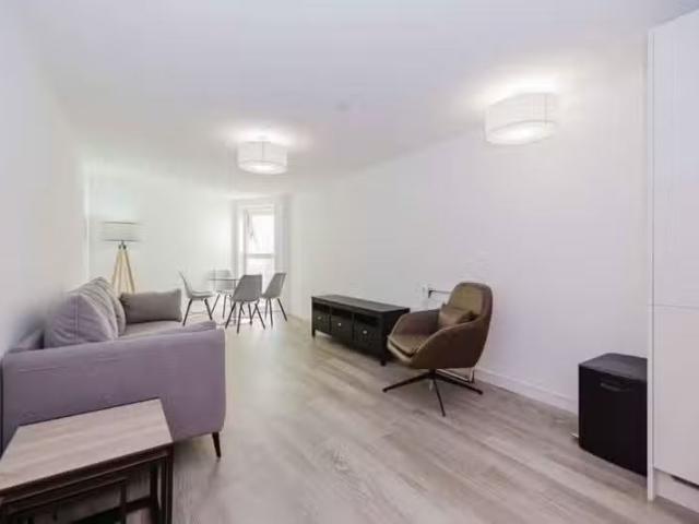 Charming 1 BA 1 bedroom flat for rent in 0629L Pinkhill Park.