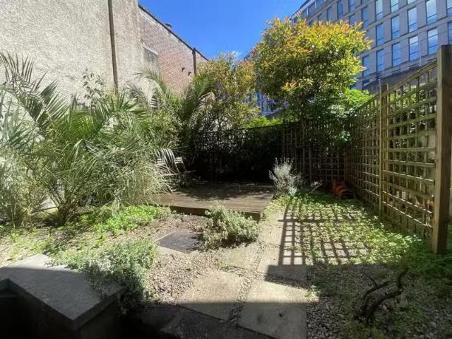 Rental! 1 BA 1 bedroom flat for rent in 30 Cumberland Street.