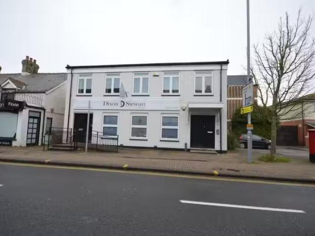 Nice 1 BA 1 bedroom flat for rent in 374 Lymington Road, Highc.