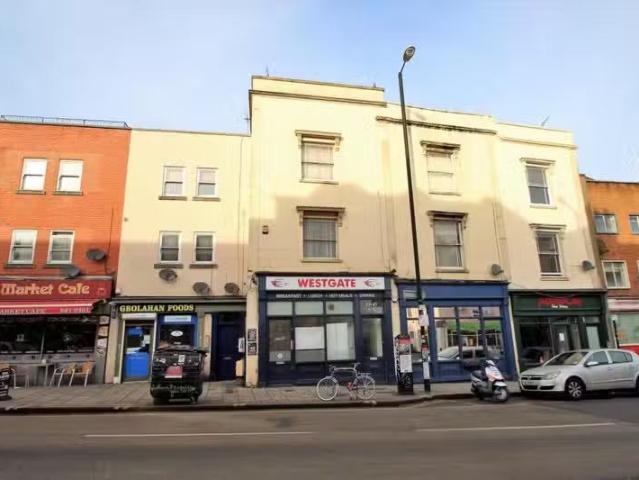 Charming 1 BA 1 bedroom flat for rent in West Street, Old Mark.