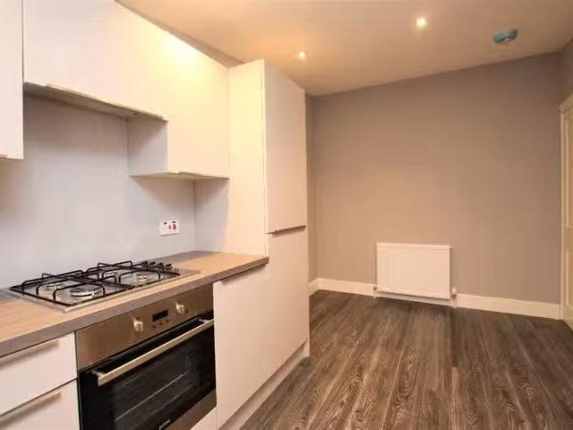Cozy 1 BA 1 bedroom flat for rent in Candleriggs, Alloa, FK10