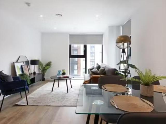 Charming 1 BA 1 bedroom flat for rent in Castle Street, Bristo.