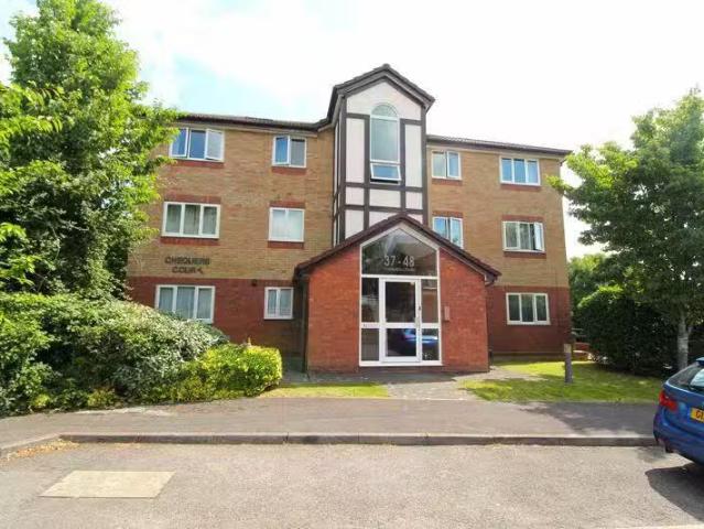 Deal! 1 BA 1 bedroom flat for rent in Chequers Court, Bradley.