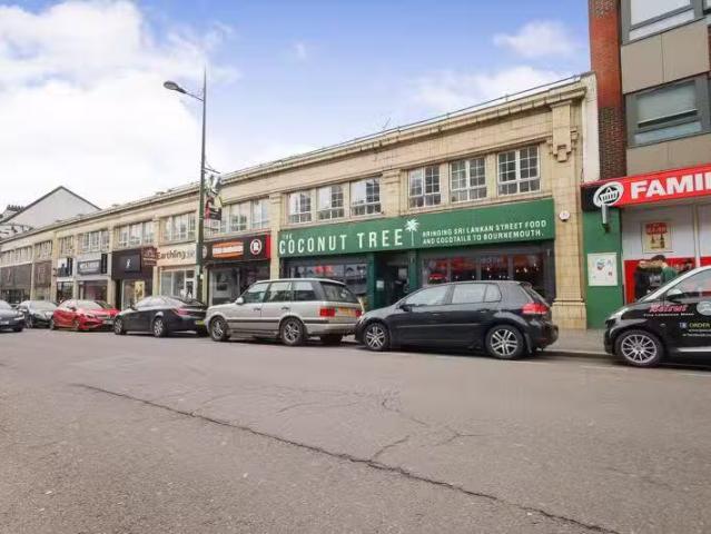 For Rent! 1 BA 1 bedroom flat for rent in Cumnor Road, Bournem.