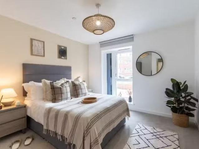 New 1 BA 1 bedroom flat for rent in Flat B9, Marina Place, Bir.