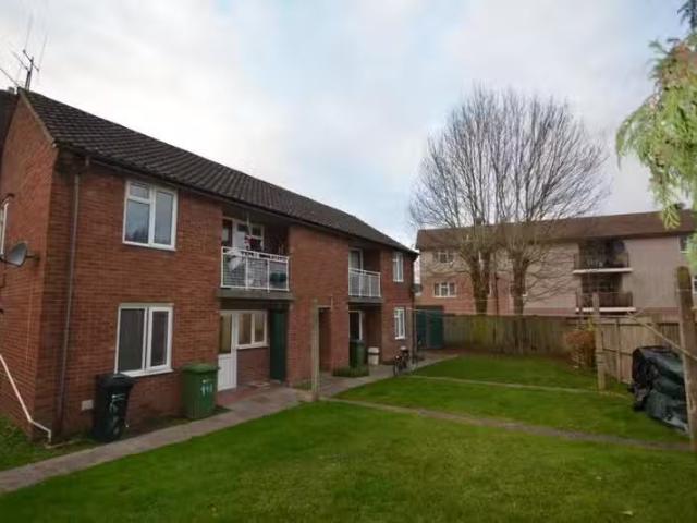 Cheap 1 BA 1 bedroom flat for rent in Golden Post, Hereford, HR2