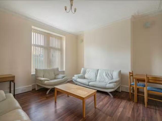 Rental! 1 BA 1 bedroom flat for rent in Glenbervie Road GFL, T.