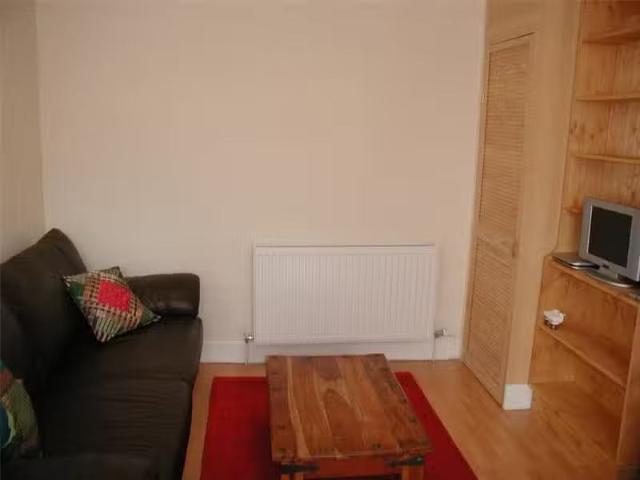 Rental! 1 BA 1 bedroom flat for rent in St Leonards Street, Ed.