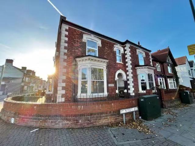 New 1 BA 1 bedroom flat for rent in St. Peters Avenue, Cleetho.