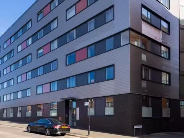 Deal! 1 BA 1 bedroom flat for rent in Summer Lane, Birmingham.