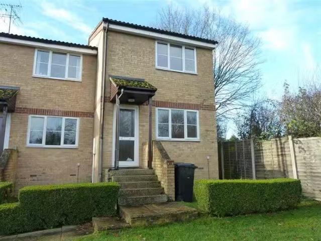 For Rent! 1 BA 1 bedroom house for rent in Willoughby Road, Ha.