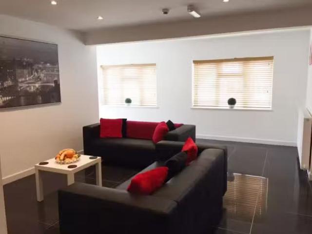 Rental! 1 BA 1 bedroom house share for rent in Bournemouth Roa.