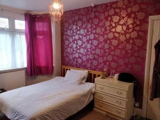 Unique 1 BA 1 bedroom house share for rent in Mackie Road, BS34