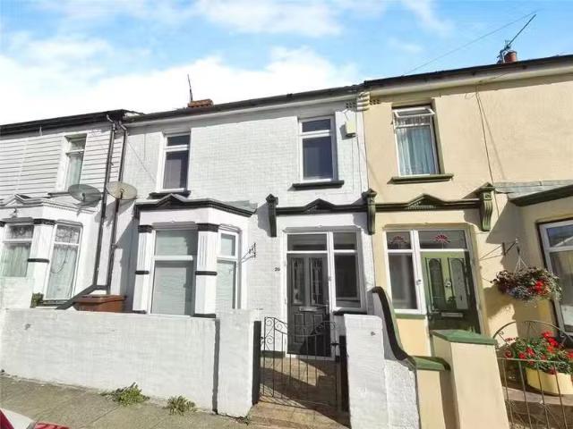 New 1 BA 1 bedroom Mid Terrace House to rent, Lansdowne Road.