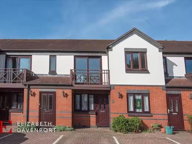Deal! 1 BA 1 bedroom property for rent in Alexandra Court, Ken.
