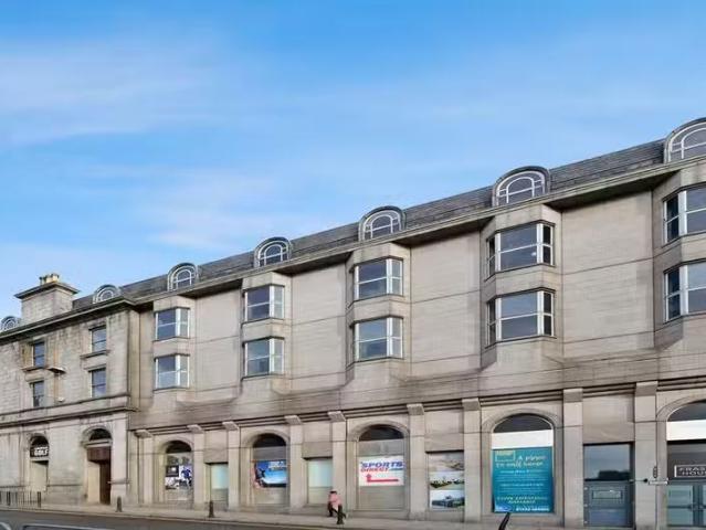 Deal! 1 BA 2 bedroom apartment for rent in Market Street, Flat.