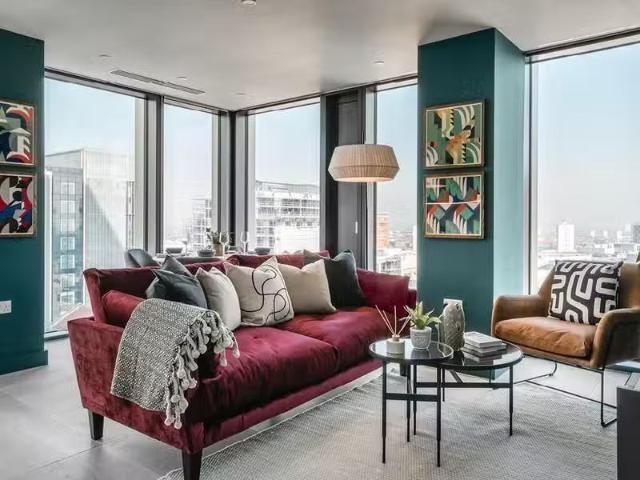 Charming 1 BA 2 bedroom apartment for rent in Broad Street, Bi.