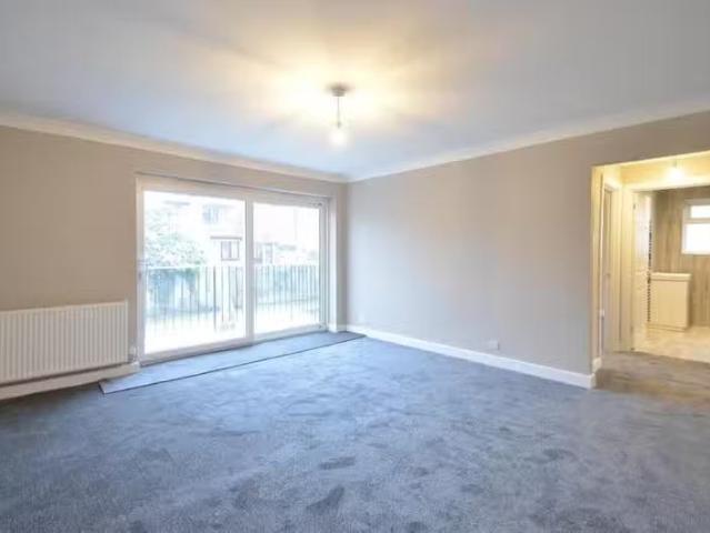 Unique 1 BA 2 bedroom apartment for rent in Farmlands, Pinner.