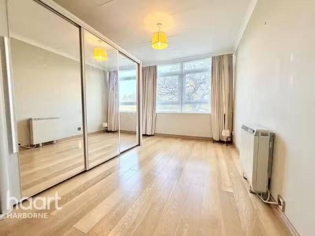 For Rent! 1 BA 2 bedroom apartment for rent in High Point, Edg.