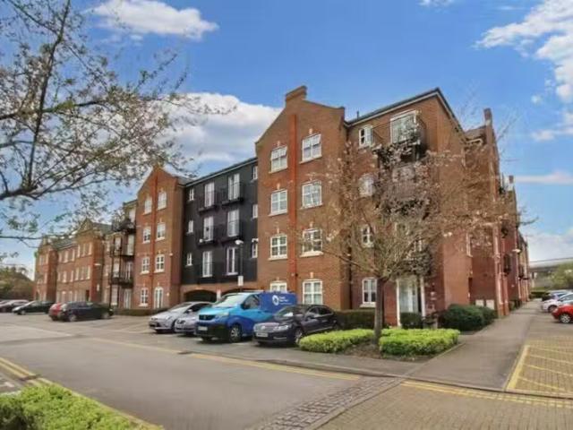 Rental! 1 BA 2 bedroom apartment for rent in Summers House, Co.
