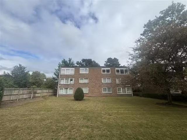 Rental! 1 BA 2 bedroom apartment for rent in South Grove, B23