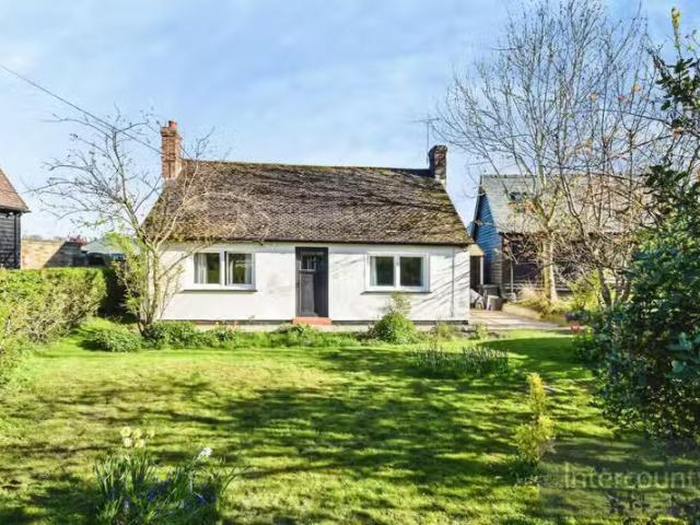 Cheap 1 BA 2 bedroom bungalow for rent in Ickleton Road, Elmdo.