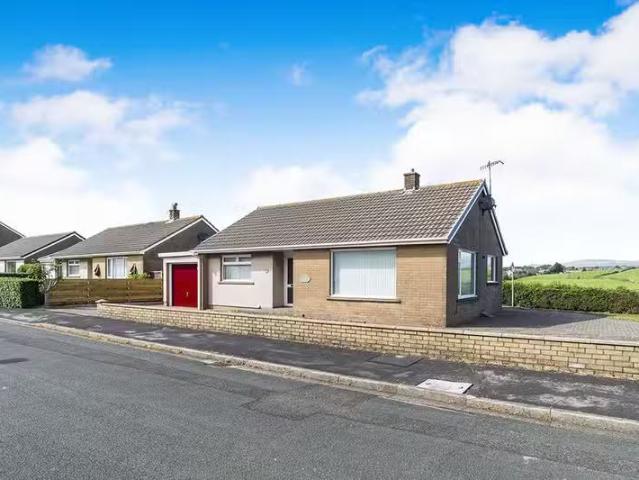 Unique 1 BA 2 bedroom Detached Bungalow to rent, Wasdale Park.