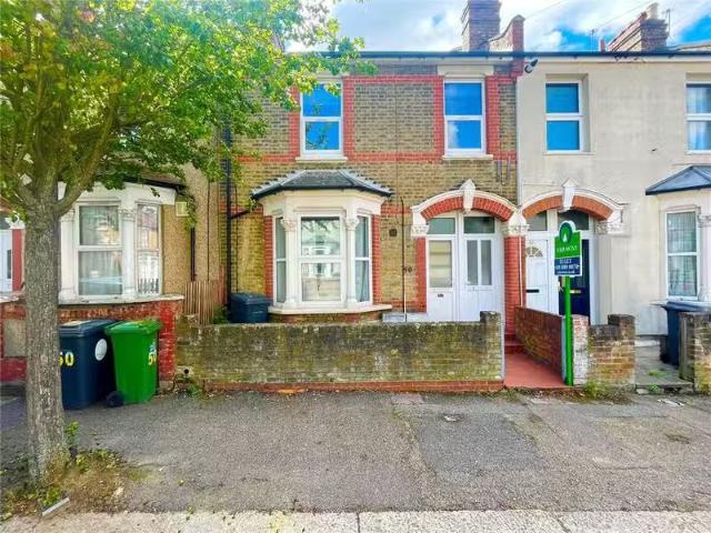 Rental! 1 BA 2 bedroom Flat to rent, Camden Road, Walthamstow.
