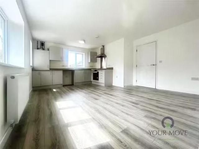 Rental! 1 BA 2 bedroom Flat to rent, Dixons Green Road, Dudley.