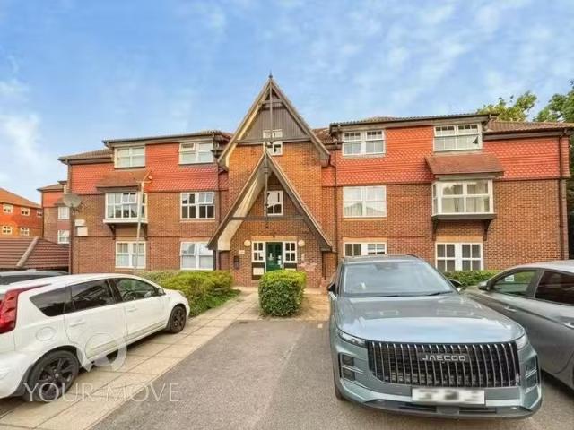 For Rent! 1 BA 2 bedroom Flat to rent, Grange Crescent, Dartfo.