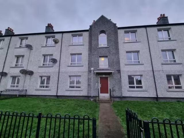 Rental! 1 BA 2 bedroom flat for rent in Tullos Place, Torry, A.