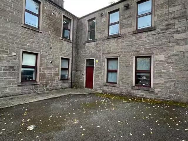 New 1 BA 2 bedroom flat for rent in William Street, Dundee, DD1