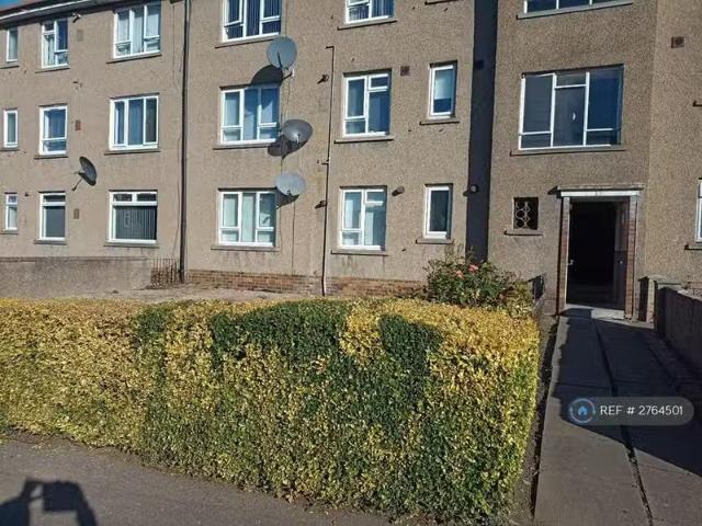Just in! 1 BA 2 bedroom flat for rent in Ballindean Road, Dund.