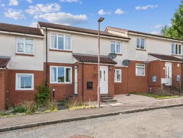 Cheap 1 BA 2 bedroom flat for rent in Mary Stevenson Drive, Al.