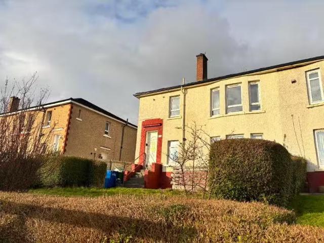 For Rent! 1 BA 2 bedroom flat for rent in Marfield Street, Car.