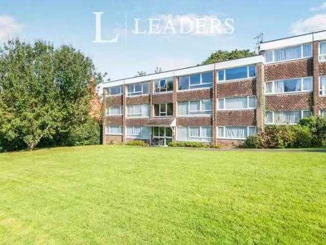 For Rent! 1 BA 2 bedroom flat for rent in Pinehurst Drive, Pin.
