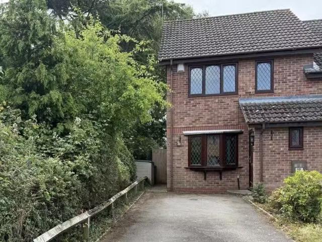 Deal! 1 BA 2 bedroom house for rent in Lammas Court, Wolston.